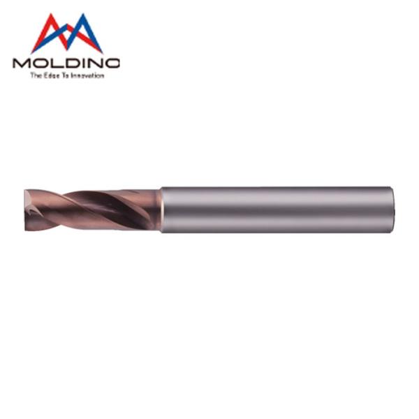 MOLDINO 超硬コーティングドリル|特長:先端角が180°(フラット)により、平面だけでなく傾斜面に座ぐり穴加工ができます。 特殊刃形により、切れ刃の欠けやチッピングを軽減し、安定した加工ができます。