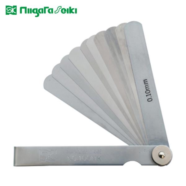 SK スキマゲージ|特長:防錆剤に油を使用していないため、軽く拭き取ってご使用になれます。 測定器では測りづらい二平面間の微細な隙間に差し込むことにより正確に検査できます。 自動車や発動機関のピストンやシリンダ部の間隔測定に必要不可欠な測定...