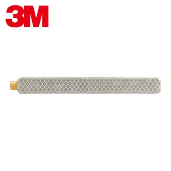 3M 反射テープ|特長:保安基準大42条(その他の灯火等の制限)に適応する再帰性に富んだ反射材です。 観測角0。 2°C、入射角5°Cの場合の再帰性反射係数(代表値)は600です。