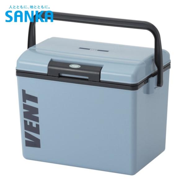 SANKA クーラーボックス|特長:大型キャリングハンドルとなります。 ショルダーベルト付きです。 ワンプッシュ開閉のバックルです。
