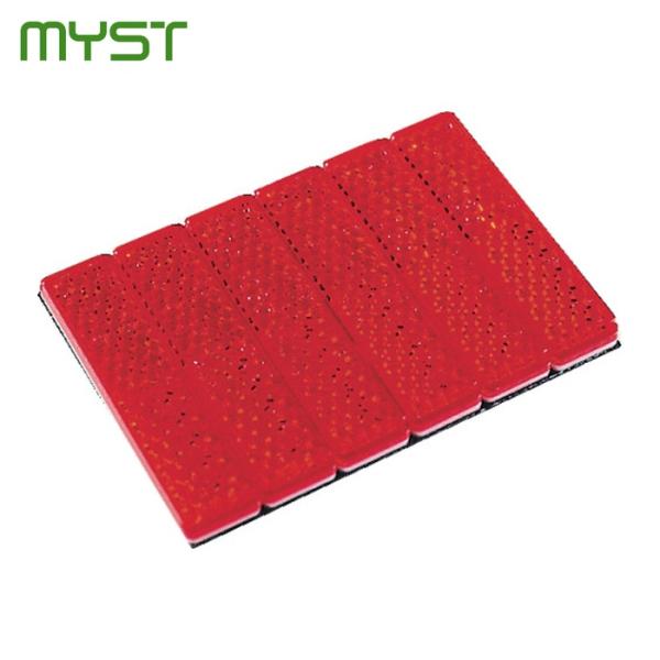 特長●夜間の安全対策商品です。●昼間は蛍光、夜は反射します。●コンクリートに接着可能です。用途●カーポート、門柱、フェンスなどへの危険標示に。自転車、三輪車などの安全目印に。