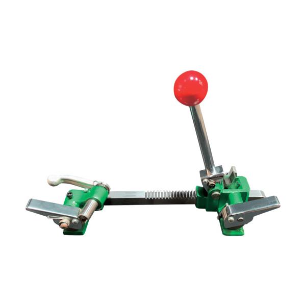 特長●紙バンド・ＰＰバンド兼用の引締機です。●特殊合金で非常に軽く、カッターが装備された合理的な設計で能率的に使用出来ます。●使用バンドは、紙バンド、ＰＰバンド兼用で長尺のまま使用出来る便利な機種です。