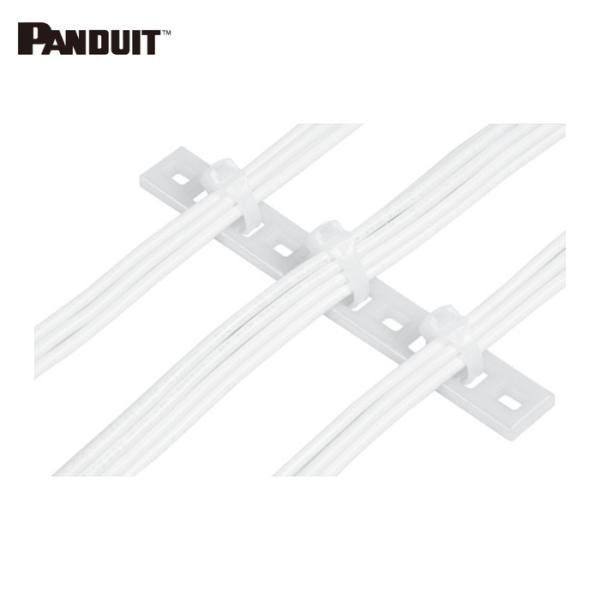PANDUIT ケーブル固定具|特長:複数の束線を等間隔で固定できます。 固定方法はねじ止めです。
