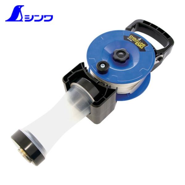 シンワ チョークリール|特長:粉を入れたタンクを本体から外してスライドさせる事で糸に粉付が可能です。 今まで煩わしかった糸の巻き取りによる無駄な時間を短縮します。 柔らかく揉めるタンクで粉をほぐせて連続的な粉付が可能です。