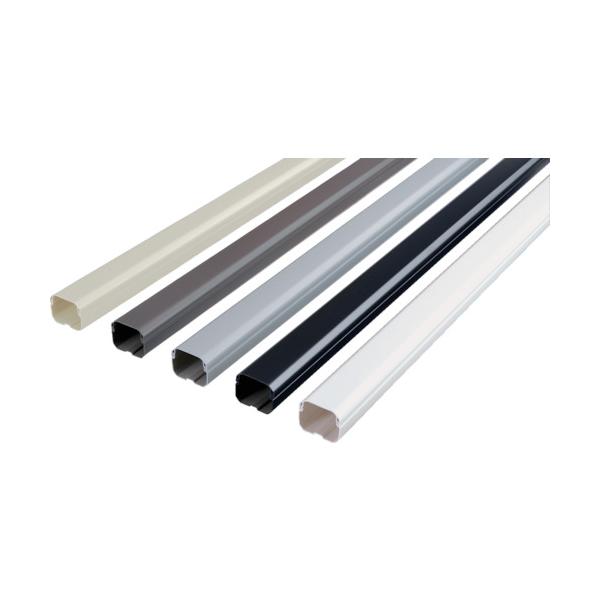 Panasonic エアコン用配管化粧カバー|特長:被覆銅管を収納する直線用の化粧カバーです。 角ばったフォルムは、建物の外壁にきれいにフィットします。