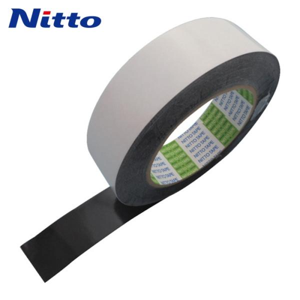 日東 工業用・プロ用両面テープ|特長:ポリエステルフィルムを支持体とし、片面にゴム系粘着剤、もう片面にアクリル系粘着剤を組み合わせた両面テープです。 ゴムと金属・プラスチックとの接着に適しています。