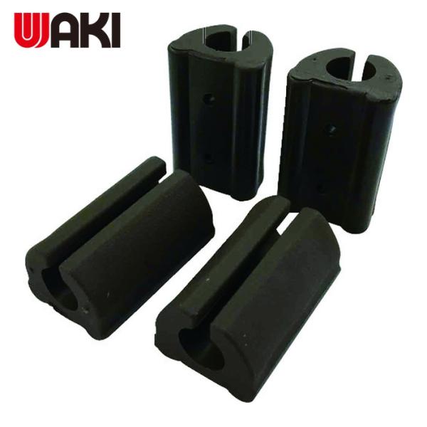 WAKI 家具用キャップ|特長:オフィス、店舗などのタイル床におすすめのイス足カバーです。 底面部がポリエチレン製なので、すべりは抜群です。 よく動かすイスやすべりにくいイスに最適です。