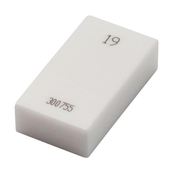 【仕様】●等級(級)：0級相当●幅(mm)：35●高さ(mm)：9●断面寸法(mm)：35{0-(-0.3)}x9{(-0.05)-(-0.2)}●熱膨張係数：(9.5±1)x10-6乗/K●規格(mm)：19●メーカーコード：001507...