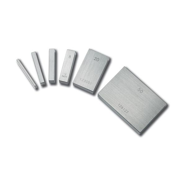 【仕様】●等級(級)：1級相当●幅(mm)：30●高さ(mm)：9●断面寸法(mm)：30{0-(-0.3)}x9{(-0.05)-(-0.2)}●熱膨張係数：11.5x10-6乗/K●規格(mm)：1.35●メーカーコード：0015086...