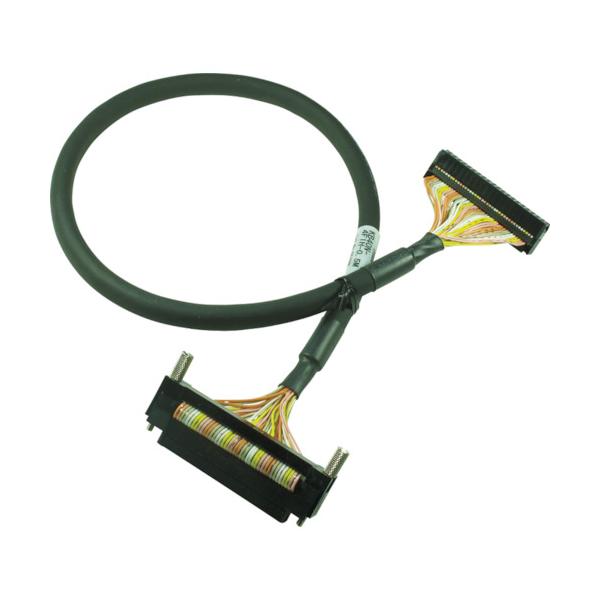 【仕様】●ケーブル長(m)：8●コネクタ部分を除くケーブル長(m)：8●ケーブル外形：9.5mm　丸型／40芯　シールドなし●PLC側：タイコエレクトロニクス1903404-1、コネクタ端子側：ヒロセ電機製MIL規格コネクタ【型番】KB40...