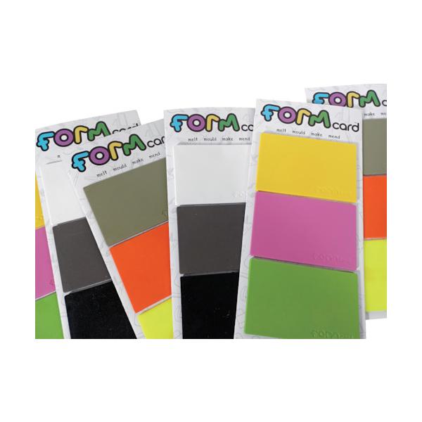 【仕様】●色：カーキグリーン・オレンジ・フローラルイエロー●容量(g)：39●可使時間：3分●硬化時間：1時間●シートサイズ(mm)：85×53●カードサイズ（mm）幅×縦×厚さ：85×53×2●1パックにカード3枚入り【型番】FC3KOF...