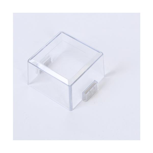 【仕様】●色：透明●幅(mm)：45●奥行(mm)：45●高さ(mm)：35●取付仕様：マグネット(ネオジム)●操作スイッチやボタンなどの誤操作防止や、鍵穴へのイタズラ防止などに重宝します。●マグネットで取り付けるタイプです。●磁石が付く面...