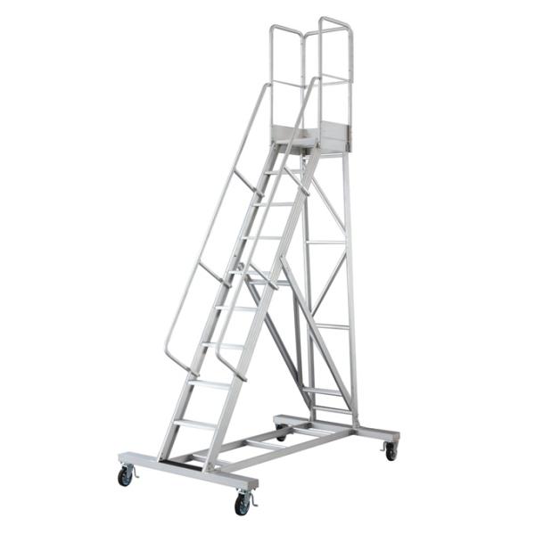 《仕様》●1100手すり付き●最大使用質量：120kg●天板高さ：2.96m●手すり取付け時全高：4.06m●天板寸法：50×52cm●設置寸法(外寸)：W全幅134×D奥行240cm●質量：54.5kg※商品の詳細はメーカーサイトにてご確...