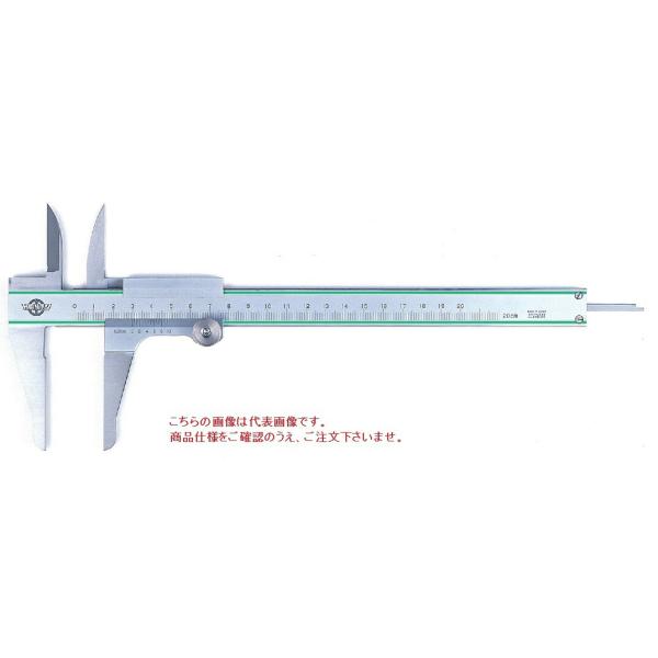《仕様》●測定長：200mm●最小読取値：0.05 (19mmを20等分)●器差：±0.07mm●質量：310g●全長：300mm《特長》●外側・内側ジョウがスタンダード品よりも長く、LSM幅広ジョウでは入らない狭くて深い測定箇所に最適です。