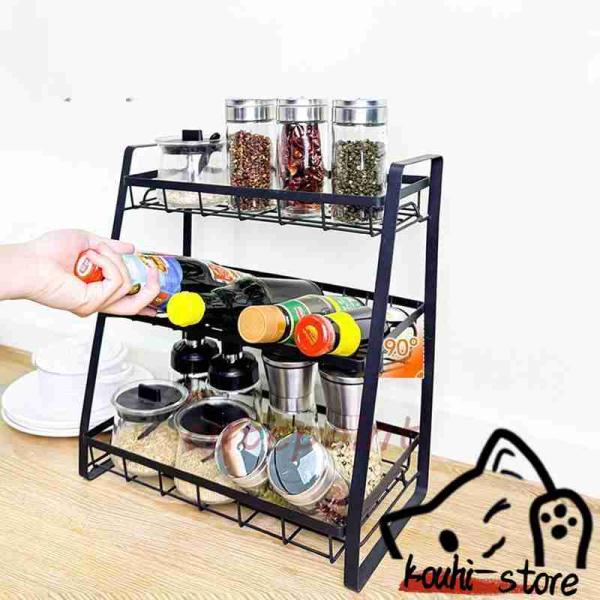 商品詳細：カラー：/ホワイト/ブラックサイズ：/フリーサイズ商品説明各段の高さが違うので、小ぶりなスパイスの瓶や背の高いボトルまで幅広く対応◎よく使う調味料を手に取りやすい場所にまとめておけるから、調理がスムーズにはかどります◎デッドスペー...