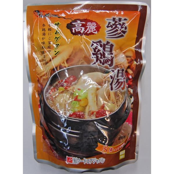 サムゲタンは、韓国の代表的な薬膳料理で玉子を生んでいない若鶏に高麗人参、なつめ、栗、もち米などをつめて煮た鍋です。【内容量】900g【原材料】鶏、もち※、高麗人参、栗、にんにく、ナツメ、食塩【賞味期限】別途記載【お届け方法】常温【保存方法】...