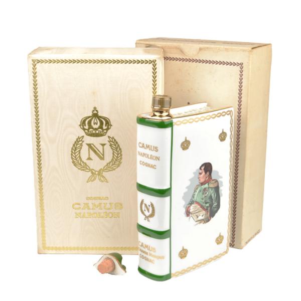 ■商品名　CAMUS NAPOLEON BOOK /　カミュ ナポレオン ブック■産地　フランス■製造者　カミュ■アルコール度数　40％■内容量　700ml■商品状態　多少の傷、擦れ、汚れあり■付属品　替え栓、箱、外箱(傷、擦れ、汚れあり)