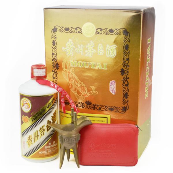 ※こちらは【兵庫県内配送限定】の商品です。兵庫県以外への発送はできかねます。予めご了承ください。■商品名　貴州茅台酒 天女 マオタイ 1999 ギフトセット■産地　中華人民共和国■アルコール度数　53度■内容量　500ml■商品状態　経年劣...