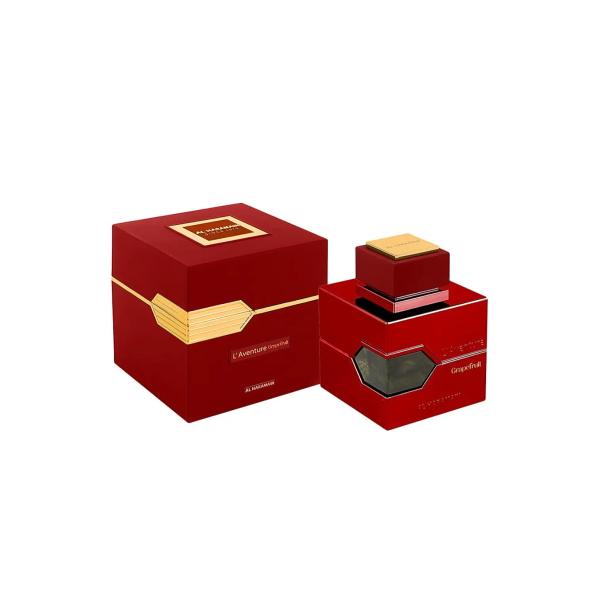 商品説明：ラヴァンチュールコレクションより、比類のない魅力の世界へのパスポート、太陽の光を浴びたグレープフルーツの活気をアロマティックな傑作に織り込んでおります。  レッドベリー、ブラックカラント、ライチ、グレープフルーツのジューシーなシン...