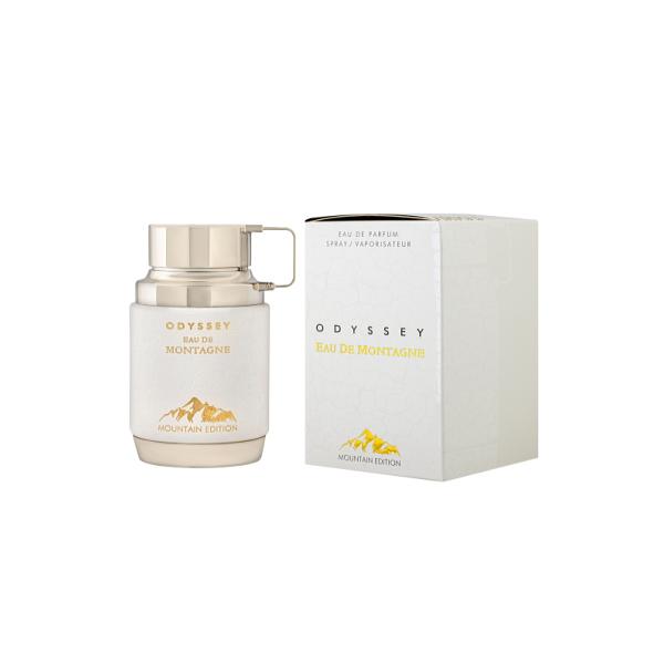 商品説明：ミルキーな甘さとスパイシーなアクセント、ウッディな深みが絶妙に調和した、山頂の澄み切った空気を彷彿とさせる、広々とした空間の優雅さと力強さを体現しています。 肌を温かく官能的なオーラで包み込み、オールシーズンご使用しやすい香りとな...