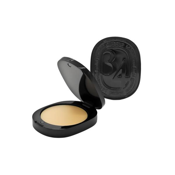 商品説明：比類ない場所の想い出。サン・ジェルマン大通り34番地の香りのソリッドパフュームは、ローズ、スパイス、カシスのつぼみの香りが見事に調和して漂います。 指先でワックスをつけると、ディプティックの最初のブティックの香りの魂が現れます。持...