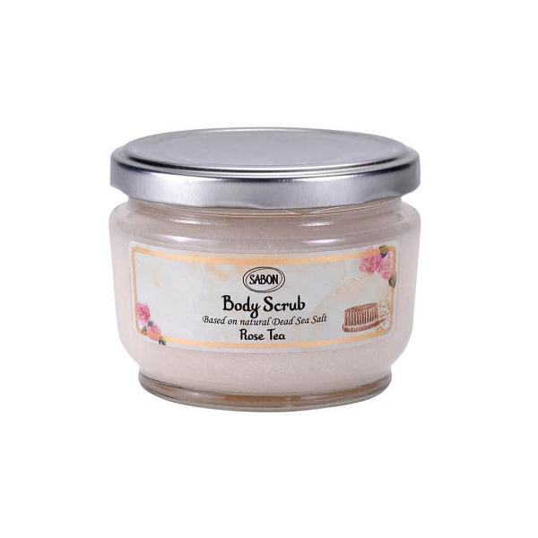 商品説明：SABONブランドを代表する、1つ3役で滑らかなお肌へ導くボディスクラブ。 死海の塩のスクラブで古い角質をおとし、死海のミネラルと美容成分を角質層まで浸透させます。そしてアーモンドやホホバなどの4種のボタニカルオイルがお肌の表面を...