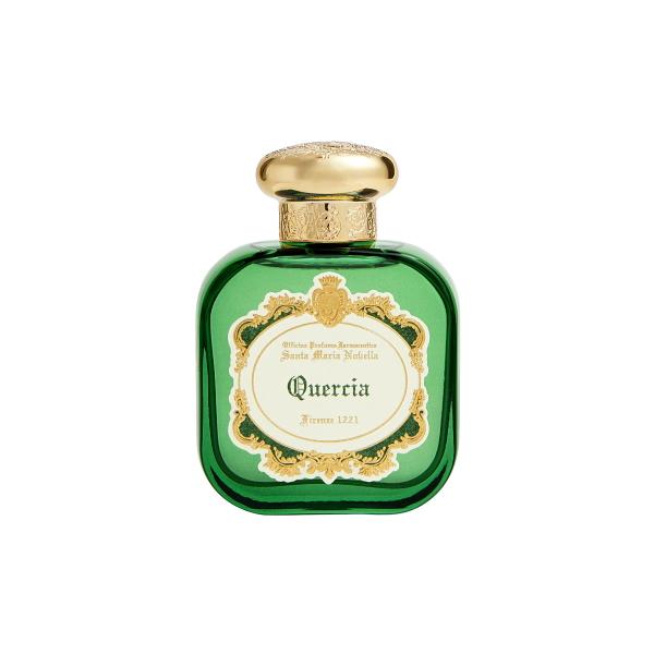 商品説明：オーク木の最も明るく軽やかな部分を表現しているオードパルファムです。オークの木は、豊かな葉を茂らせ、荘厳で誇り高い姿で、その腕の中に庇護を求める人々に木陰と保護を提供します。アロマティックなウッディノートがこの香りを暖かく包み込み...