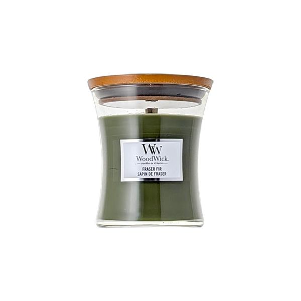 商品説明：火を灯すと暖炉のように”パチパチ”と音がなるアメリカ生まれのキャンドルです。 パチパチと心地よい音を奏でるキャンドル。音と香りのハーモニーををお楽しみください。  ジャーキャンドル 芯が自然木でできており、燃やすとたき火や暖炉のよ...