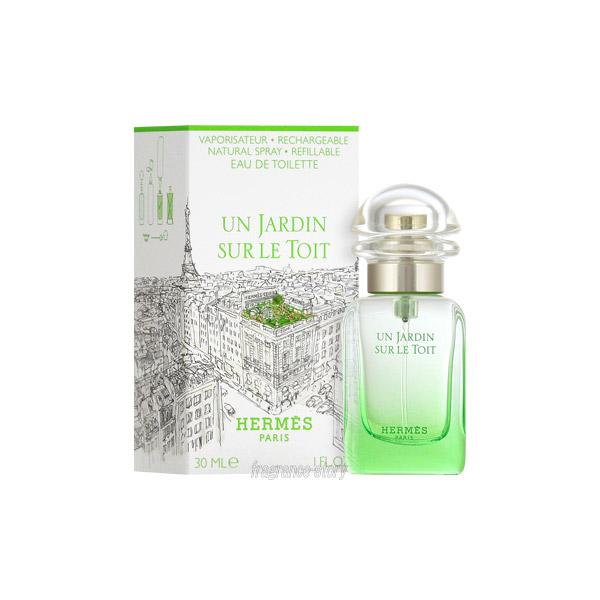 エルメスの“庭園のフレグランス”シリーズより新しい香り「屋根の上の庭」が誕生！　香調：フルーティ・グリーン・フローラル　パリの街の中心、エルメスの“屋根の上”にある、ひみつの庭―。フルーティ、グリーン、フローラルのオードトワレ。リンゴ、洋ナ...