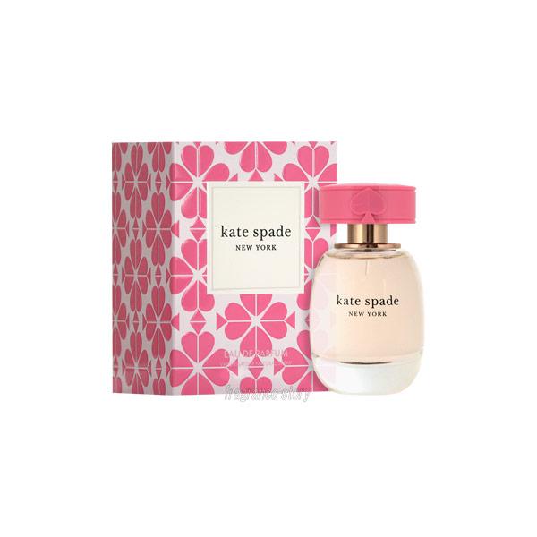 【香り】フローラル フルーティ。ケイト・スペードのブランドを代表するアイコン、スペード、スペードパターン、ラベル、ピンク、フェミニン、ジョイフルさを取り入れた作品。optimistic femininity（前向きな女性らしさ）を称賛し、遊...