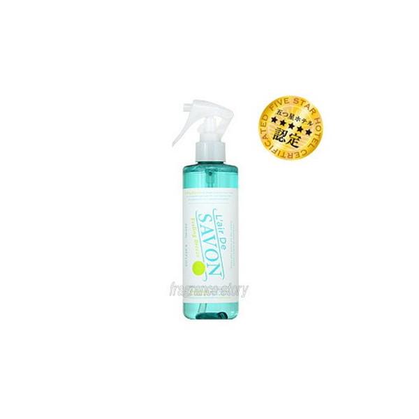 上質なせっけんの香りとともに。　心地の良い上質なせっけんの香りに包まれる、ライフスタイルを提案する新ブランド登場！　　香調：エアリーシャンプーの香り　シャワーを浴びた後の心地よさ。　シトラスノートの持つ、強い陽射しを思わせる刺激的なタッチを...