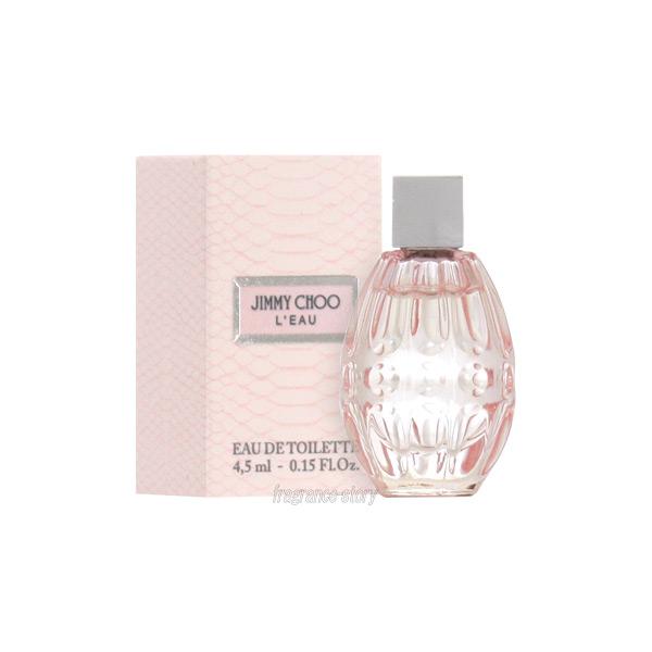 さわやかなフローラルとムスクの香りがシンフォニーを奏でるかのように溶け合い、華やかな女性らしさを感じさせます。ピュアで繊細なハイビスカスとベルガモットが香り立つトップノートと溶け合うように、ミドルノートではネクタリンの甘い香りとピオニーが加...