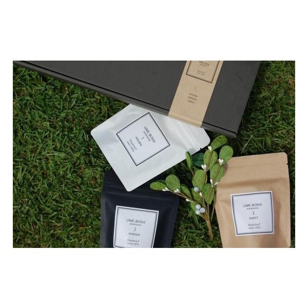 贈る側も贈られる側も楽しめるパッケージを作りたくて作りました。ちょっとしたお土産や、記念のお品等にお使い下さい。またこちらの商品はオリジナルラベルでのお届けも可能です。ラベル部分にお好きな文字をお入れする事が可能ですのでご注文時、備考欄にご...