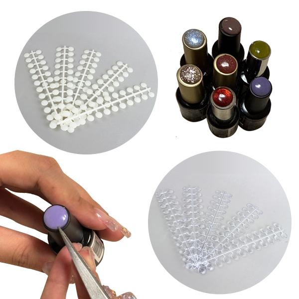 ネイル用カラーチャートColorchart 120個入ジェルネイルの試し塗りやカラーチャートに貼るだけで更にわかりやすくなります。表面はラウンドで背面がフラットなので塗りやすく貼りやすい！両面テープ付き選べる2タイプクリアorオフホワイト商...