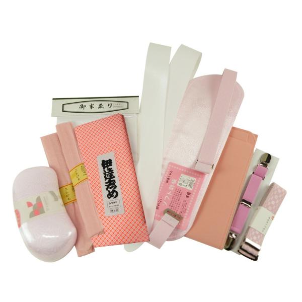 新品着付けに必要な小物が揃う和装小物11点セットです※小物が画像と異なる場合がございます。ご了承くださいませ。