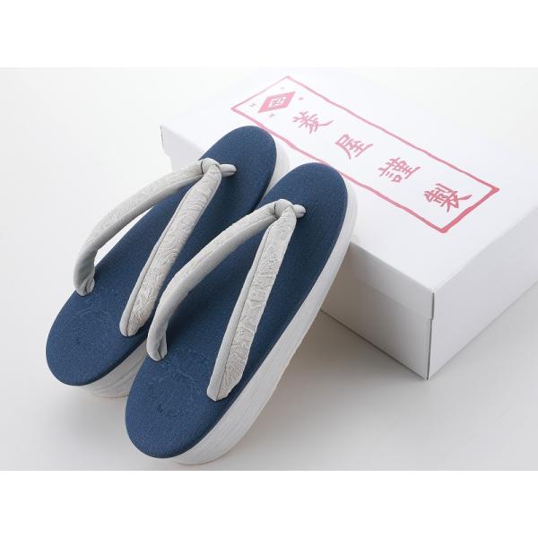 商品情報新品　箱入り　日本製大人気、カレンブロッソのカフェぞうりです。美術館巡りや小旅行、展覧会やコンサート、観劇、ショッピング、お友達とカフェでランチなどなど・・・。日常のちょっとしたお出かけに合わせてお使いいただけるカジュアルテイストの...