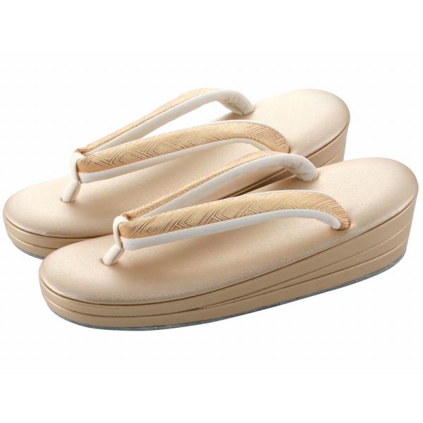 商品情報新品 日本製白梅の上品なデザインの草履単品です見た目の豪華さと滑りにくさで抜群の履き心地です※草履の台にわずかなキズ、芯の位置が片側に少し偏っています。(上記の理由での返品・交換出来かねますので予めご了承くださいませ。)草履の履き方...