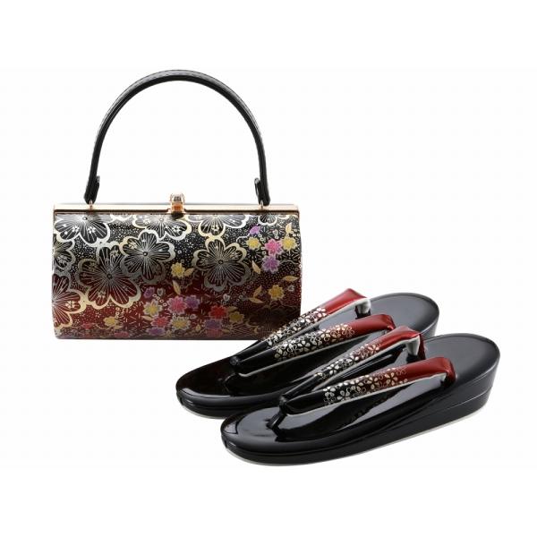 商品情報新品　箱入り草履バッグセットですぼかしと桜柄がお洒落なデザインです。内側にはミニポケットが付いています。 素材合皮ほか サイズバッグ横：約21cm　高さ：約11.5cm（持ち手含まず）巾：約12cm草履　フリーサイズ全長：約24.0...