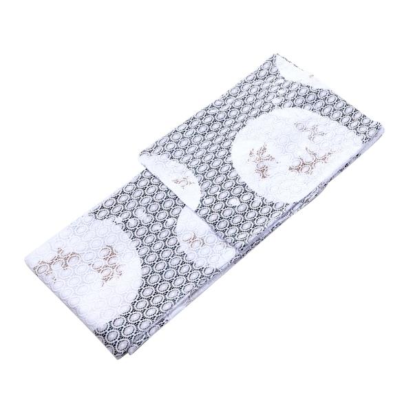 商品情報新品浴衣生地にレース生地を重ねた、モダンな浴衣です。しっかりと厚みがあるので、夏用のお着物としてもお使いいただけます。浴衣生地には、吸水速乾性のあるCool Pass（クールパス）を使用。繊維一つ一つが星形の断面になっていることで繊...