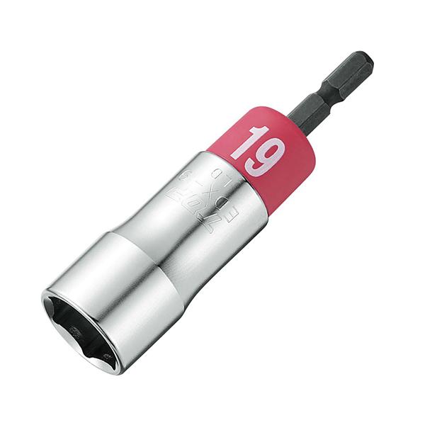 ■用途狭い建築現場での組立・解体作業、各種産業用ボルト・ナットの着脱に。■機能ねじれ応力を緩和し、耐久性2倍(当社比)、18V機種に対応しています。エラストマー樹脂を利用したサイズ別色分けで、使いたいサイズが一目で判ります。六角シャンク部は...