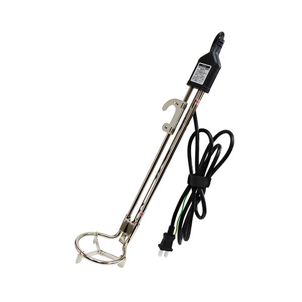 ■用途内装・土木建築現場、アウトドアレジャー等で、バケツの水を温める電熱式ヒーター。■機能温度が一定以上になると電源を切る過昇防止センサー付きで空焚きを防止します。三本脚でバケツの底部にヒーターが接地することを防ぎ、バケツ内での安定感が高く...