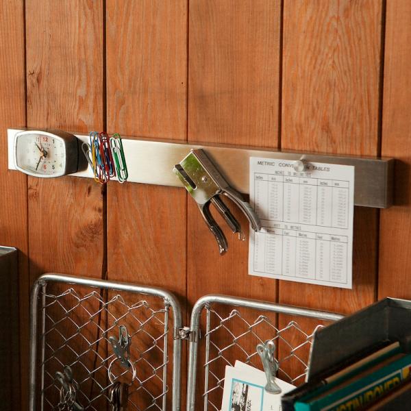 ★サイズ：幅45cm x 高さ4.7cm x 奥行1.5cm★材質：18-8ステンレススチール、マグネット★付属品：取り付け用ネジ2pcs★原産国:中国