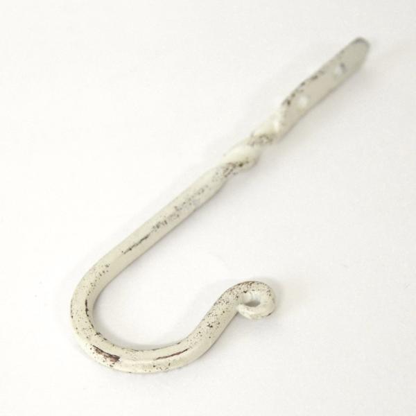 丁寧なアンティーク加工と、アイアンならではの重厚感をお楽しみいただけます！捻りを加えた遊びがある仕上がりです♪