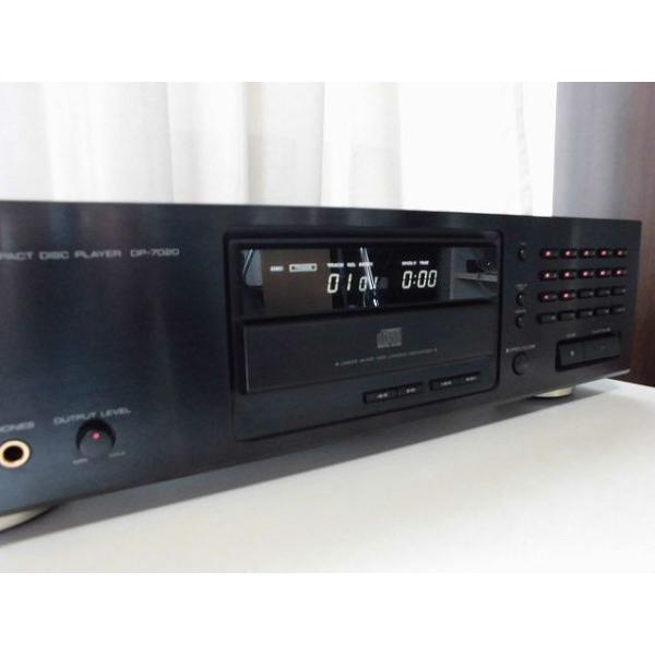 ● 主な製品仕様　※取扱説明書より・総合歪率：0.002%以下 (1kHz)・S/N比：105dB以上・ダイナミックレンジ：98dB以上・ワウフラッター：測定限界以下・コンバーター：1ビットD、8倍オーバーサンプリング・アナログ出力×1系統...