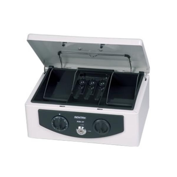 マスターロック・セントリー 手提金庫 ASB-27 ・シンプル＆使いやすい　軽くて丈夫、実用的で使い勝手の良い手提げ金庫・傷がつきにくい焼付け塗装の堅牢タイプ・通帳や書類などの保管に最適（A5サイズ収納可）