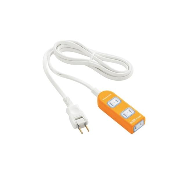 【発売日：2015年10月21日】Panasonic（パナソニック） コード付タップ WHA2523JKP オレンジ・水しぶき・ホコリの侵入をガードする「防水扉」付・熱に強い二重構造・差し込み口に高電導材を採用し発熱を抑えたコンセント