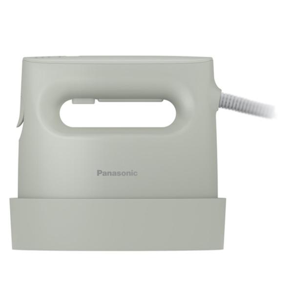 【発売日：2025年03月01日】Panasonic（パナソニック） 衣類スチーマー NI-FS60B-G セージグリーン【数量限定・未開封店頭在庫】・パワフルな浸透スチームで、シワのばしも脱臭・除菌も・どんな向きにでも使える。時間がない時...