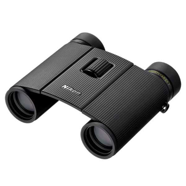 【発売日：2026年04月17日】Nikon（ニコン） 双眼鏡 SPORTSTAR EX II 10x25 ブラックお取寄せの場合の納期目安：5月下旬以降（4/30現在）・2006年の発売以来、世界中で長くご支持頂いてきた、コンパクトかつ防...