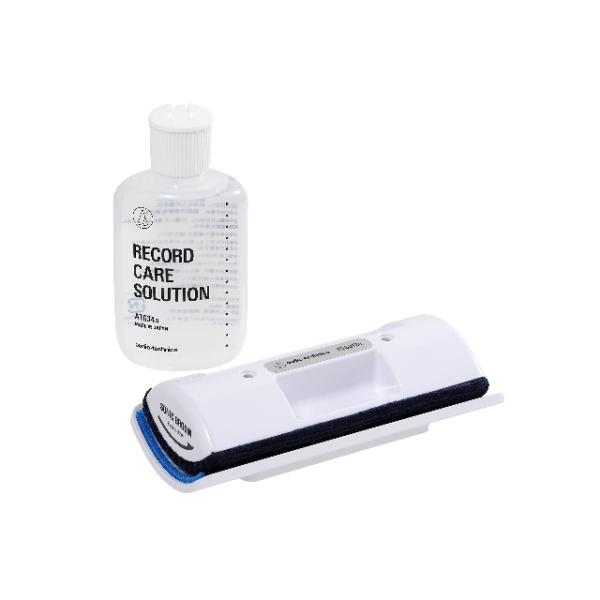 【発売日：2018年04月13日】オーディオテクニカ レコードクリーナー AT6012a ・レコードをクリーニングし、トレース性能を向上・静電気を抑えるクリーニング液付き・ベルベット面を適度な湿り気に保つ特殊スポンジ構造