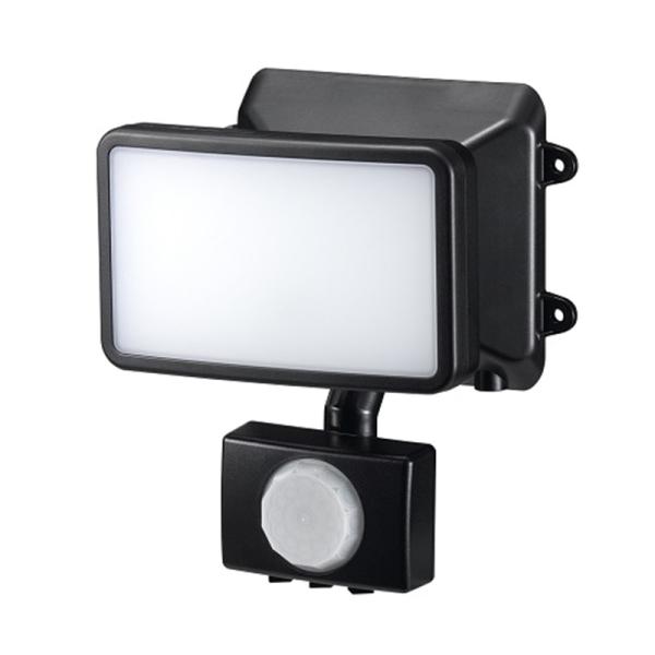 ヤザワコーポレーション ＡＣ式６ＷＬＥＤセンサーライト１灯 SLR6LEA 【数量限定・未開封店頭在庫】・リモコンで遠くからの操作も可能・ACコンセント式・人の動きを感知して自動で点灯・消灯